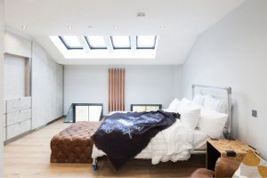 How To Get Natural Light Into A Room Without Windows: 10 Tips ...